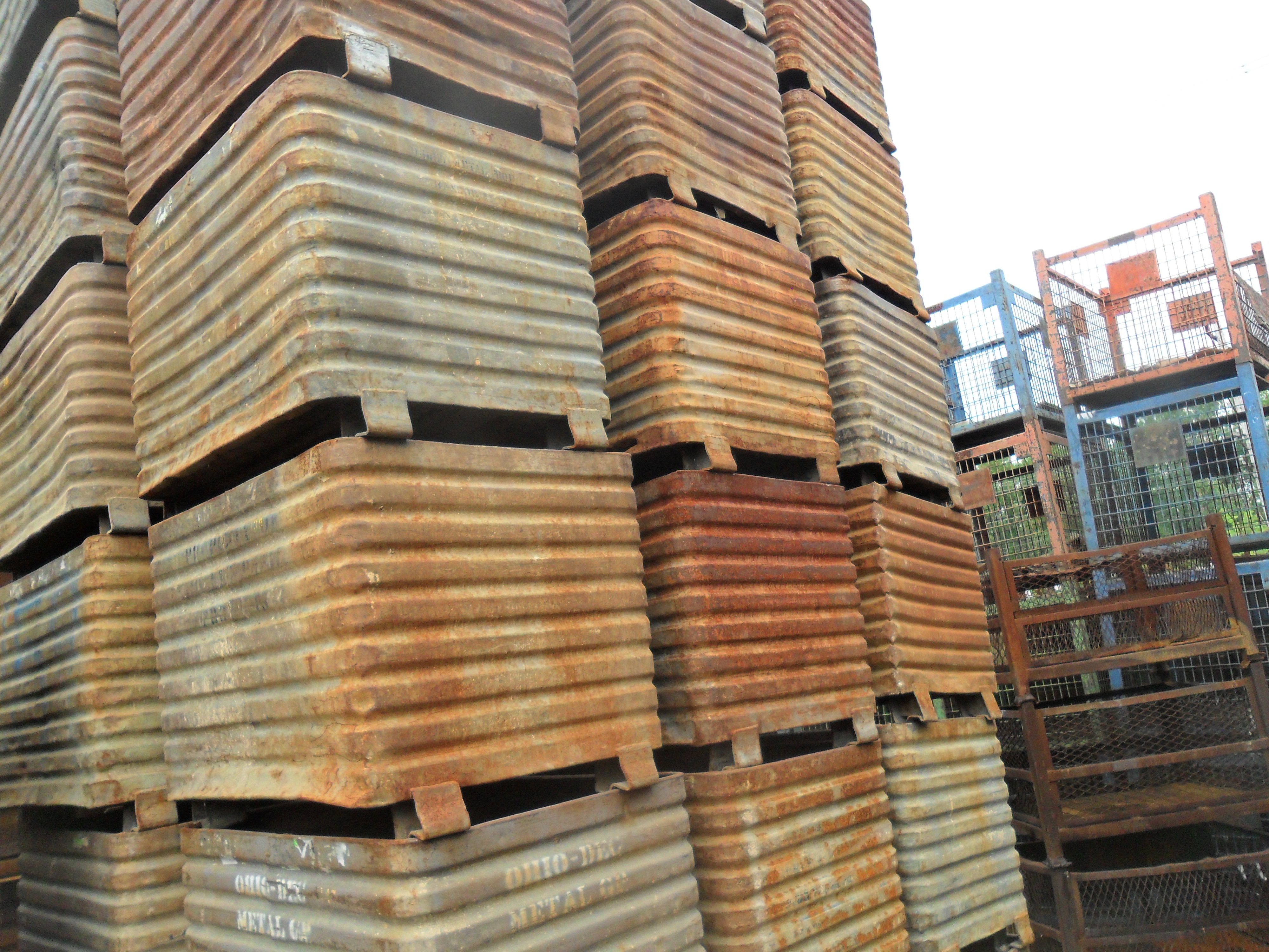 Item #351 Steel Corrugated Bins 32″ x 40″ x 30″ o/h (24″ ID) | RDR ...